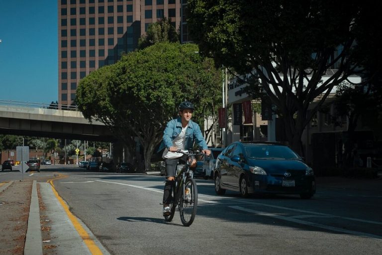 10 Reasons to Ride an Electric Bike to Work - Home Necessary